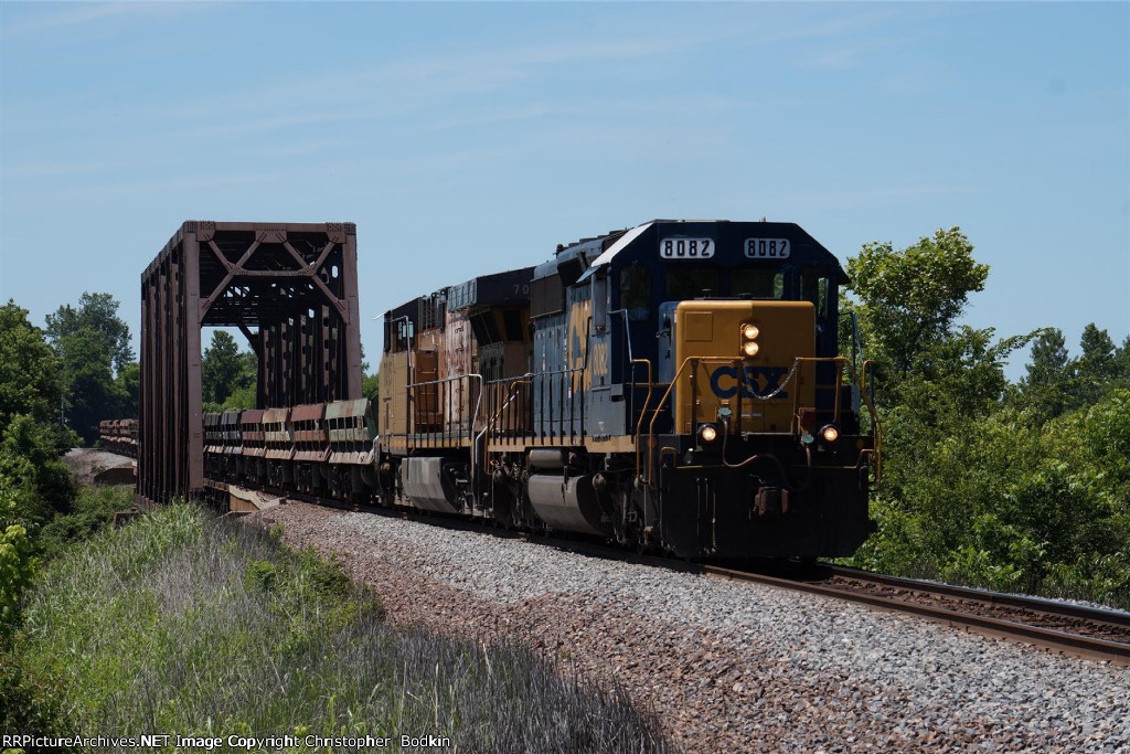 CSX 8082